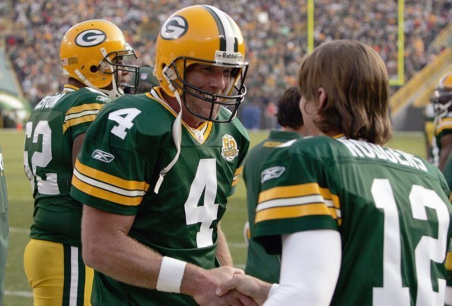 Brett Favre vs. Aaron Rodgers: Definitive Tale of the Tape | Bleacher Report