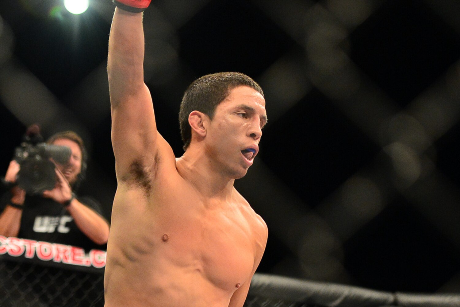 Team Alpha Male Fighters Move To Perfect 13 0 In The Ufc Under Duane