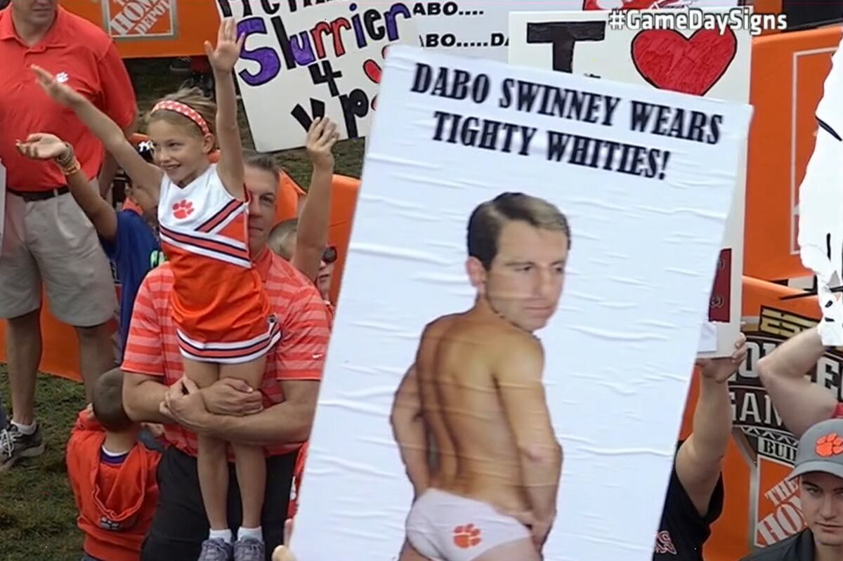 Best Signs From Espns College Gameday Week 8 Bleacher Report
