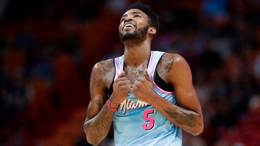 Derrick Jones Jr. Wins 2020 NBA Slam Dunk Contest; Full Scores and ...