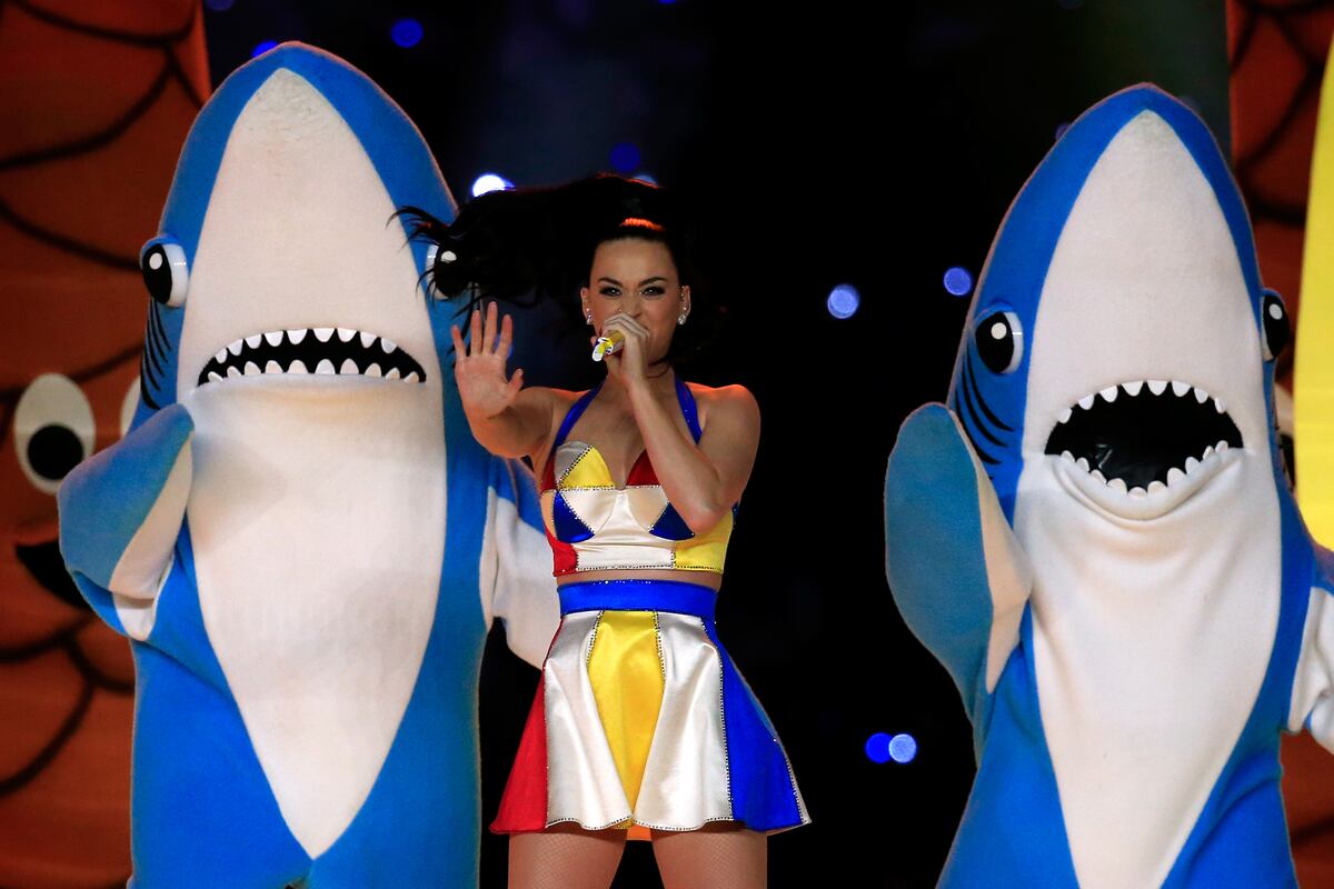 'Left Shark' Is the One and Only True Hero of the 2015 Super Bowl ...