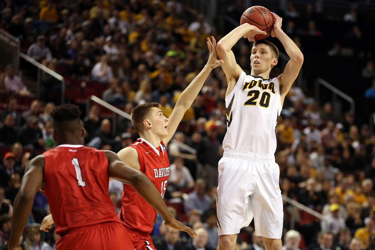 Iowa vs. Davidson: Score and Twitter Reaction from March Madness 2015 ... Iowa vs. Davidson: Score and Twitter Reaction from March Madness 2015 ...