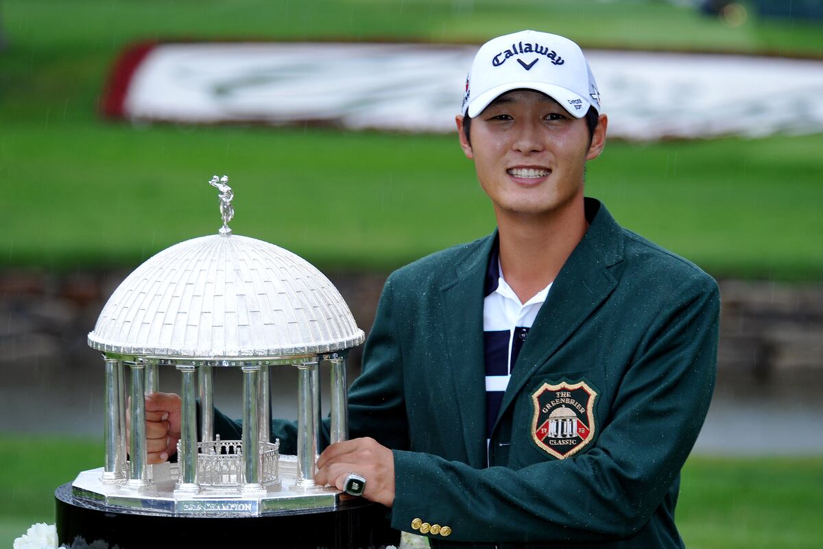 Pro Golfer Danny Lee Wins Greenbrier Classic, Really Wishes He Had a ...