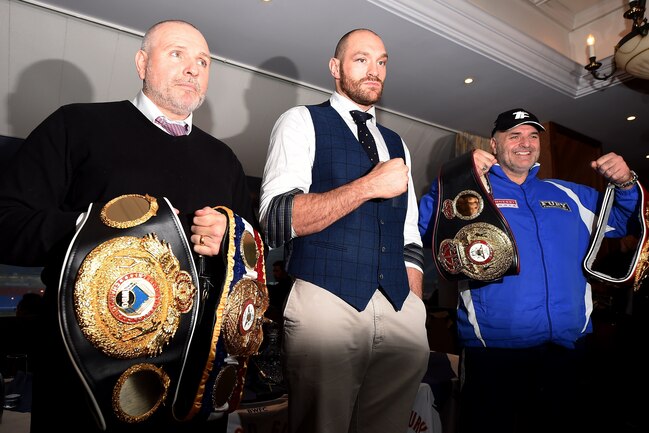 Tyson Fury Comments on Conor McGregor, Cain Velasquez and MMA Rumou...