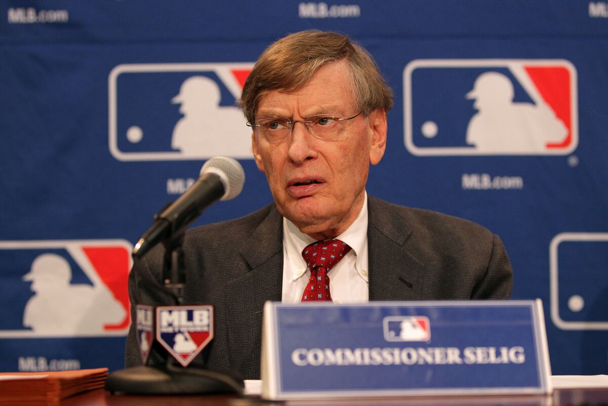 Bud Selig Gets Extension After All He's Done Wrong with Major League ...