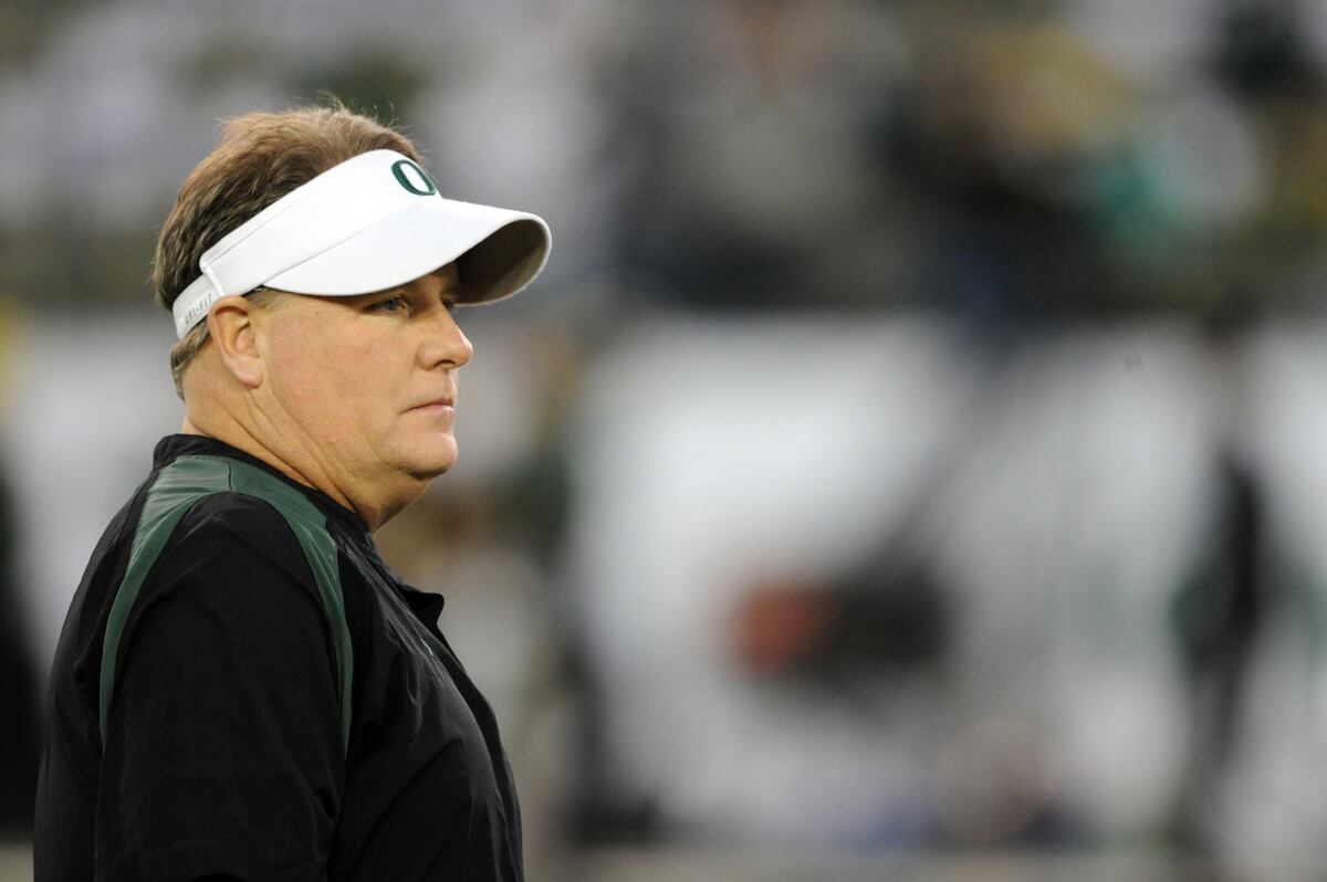 Chip Kelly: Oregon Ducks Retain Head Coach for the Time Being | News ...