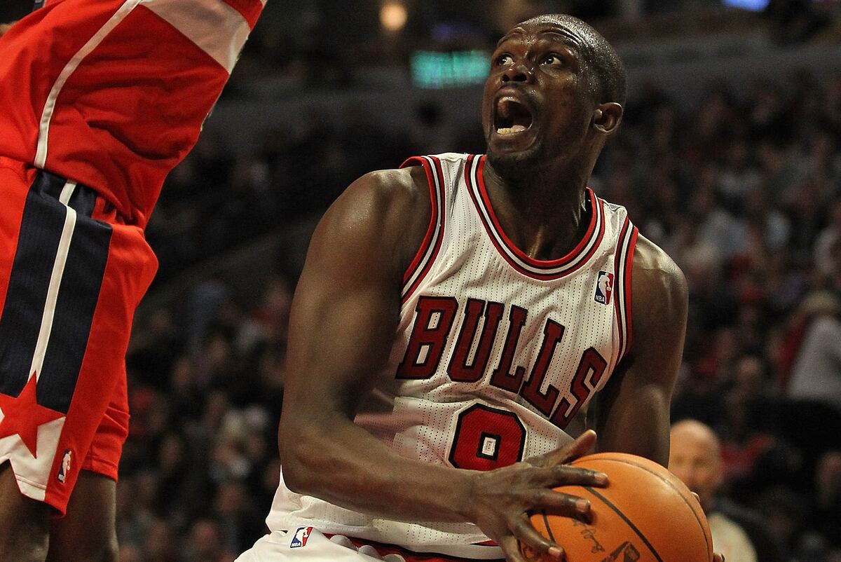 Luol Deng Injury Will Keep Chicago Bulls from Getting No. 1 Playoff ...