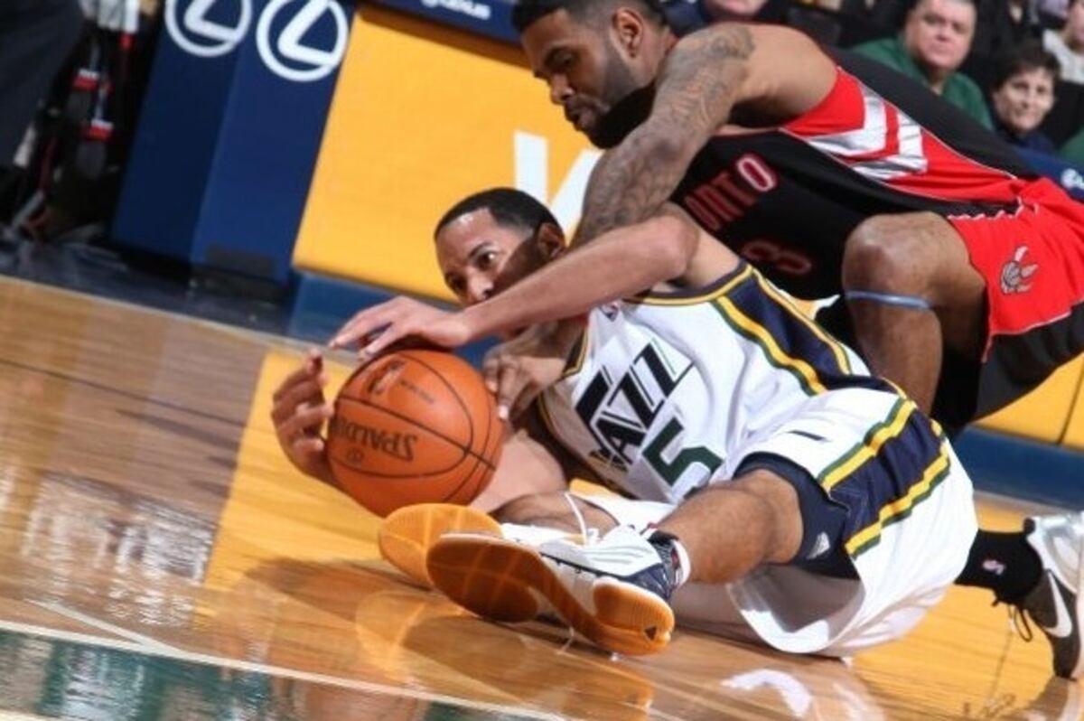 Utah Jazz: Devin Harris Returns to Form, Then Reverts to Futility vs ...