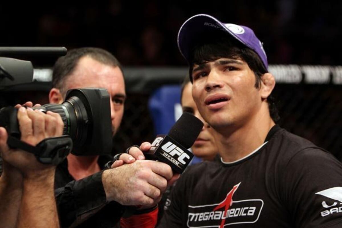 Erick Silva: Why MMA Needs to Institute Instant Replay Now | News ...