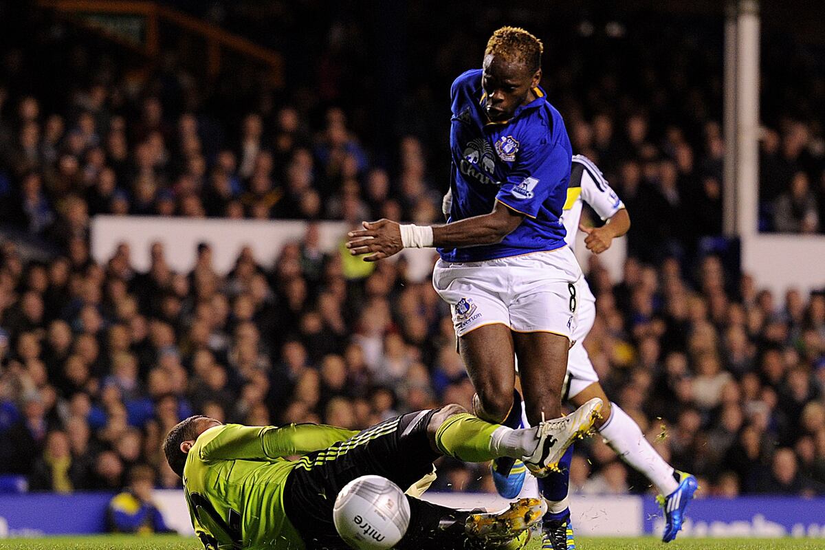 EPL Transfer News: Tottenham's Baffling Louis Saha Move | News, Scores ...