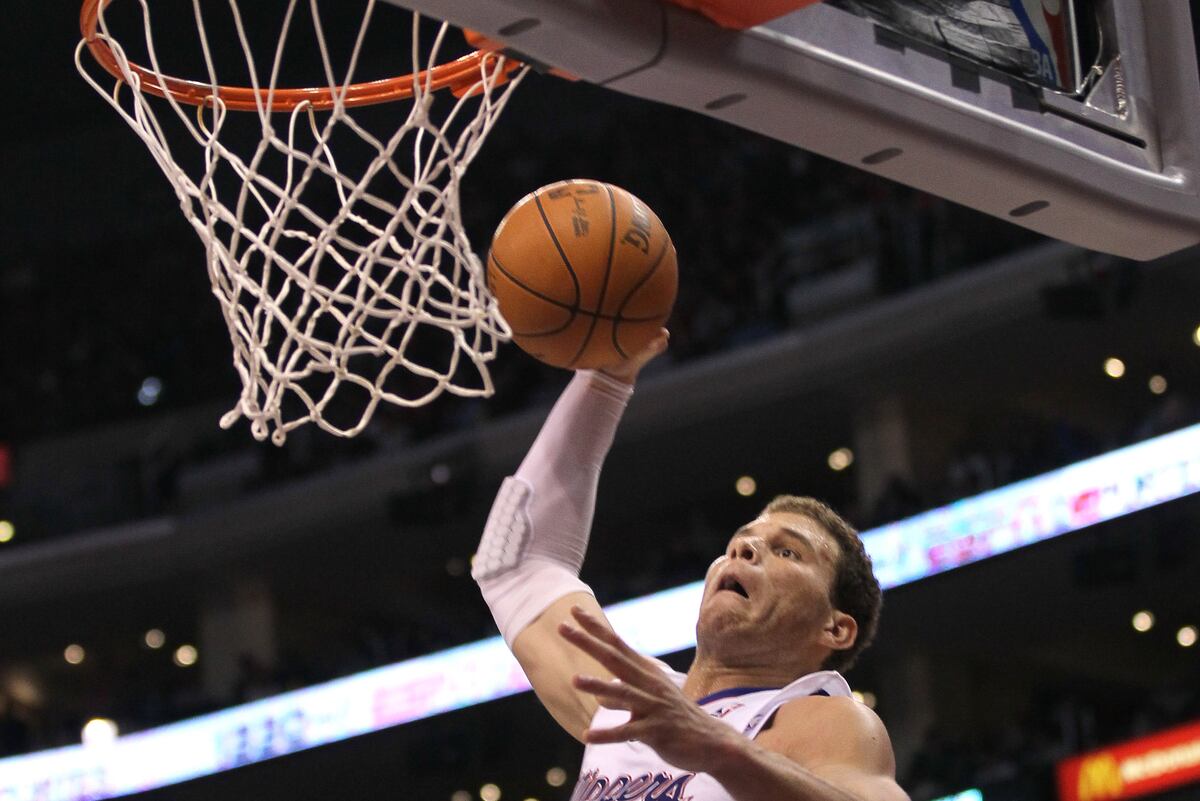 LA Clippers Blake Griffin's Posterizing NBA Dunk over OKC'S Kendrick ...