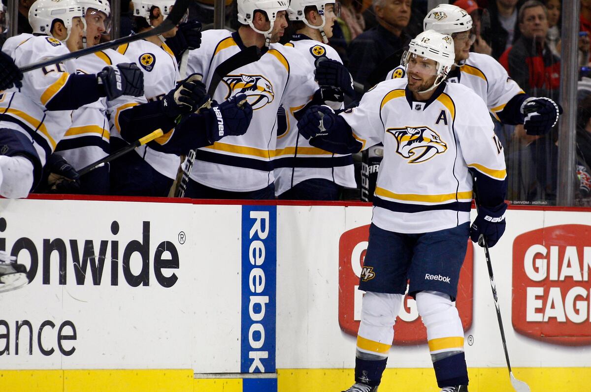 Nashville Predators Score 3 Goals in Final 3 Minutes to Beat Minnesota ...