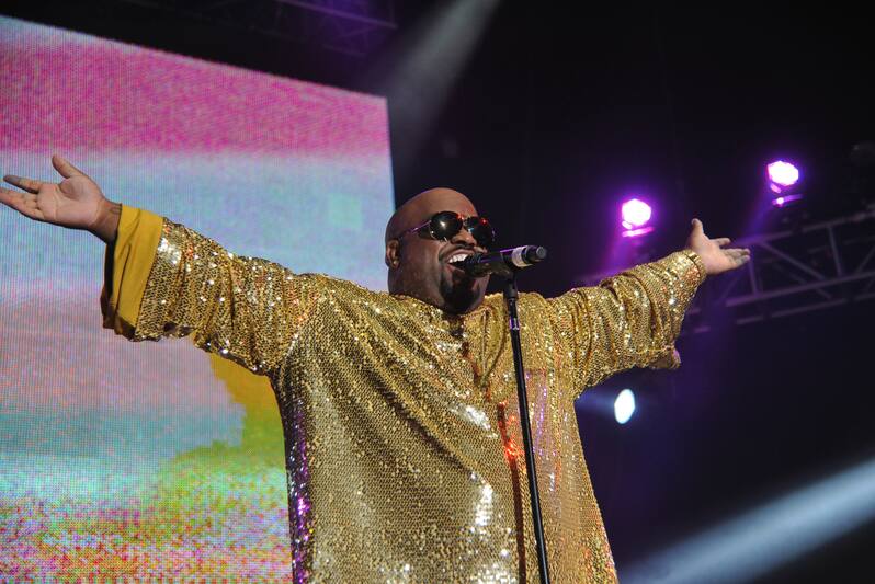 Super Bowl Halftime Show 2012 Only Cee Lo Green Could Make Halftime Cool Bleacher Report