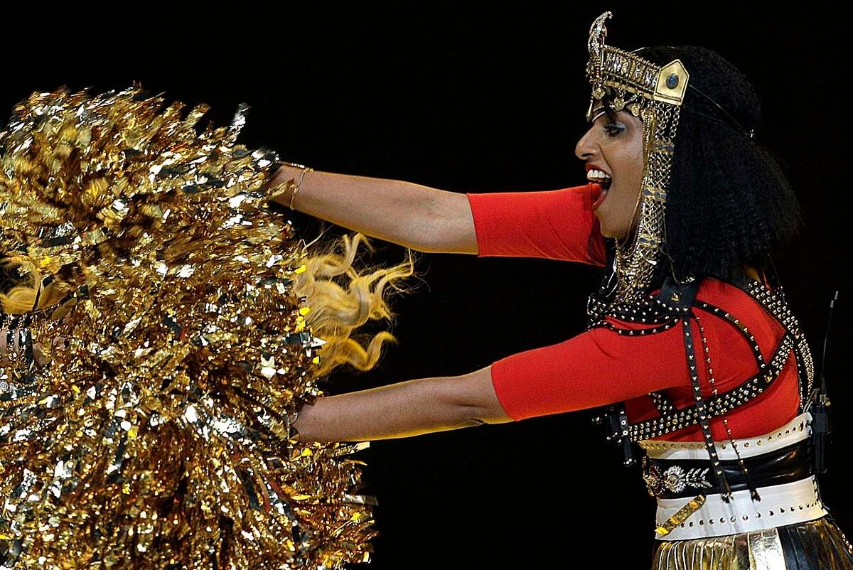 MIA Super Bowl Halftime Show: Parents Television Council Overreacts to ...