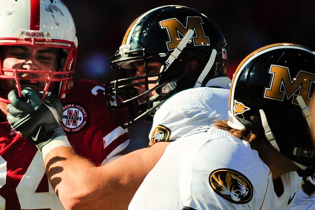 Mizzou-RAH! Tigers' Elvis Fisher Will Stay for Final Season | News ...