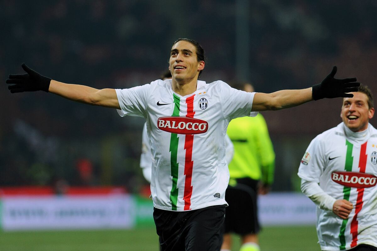 Martin Caceres' Brilliant Homecoming Puts Juventus over A.C. Milan in ...