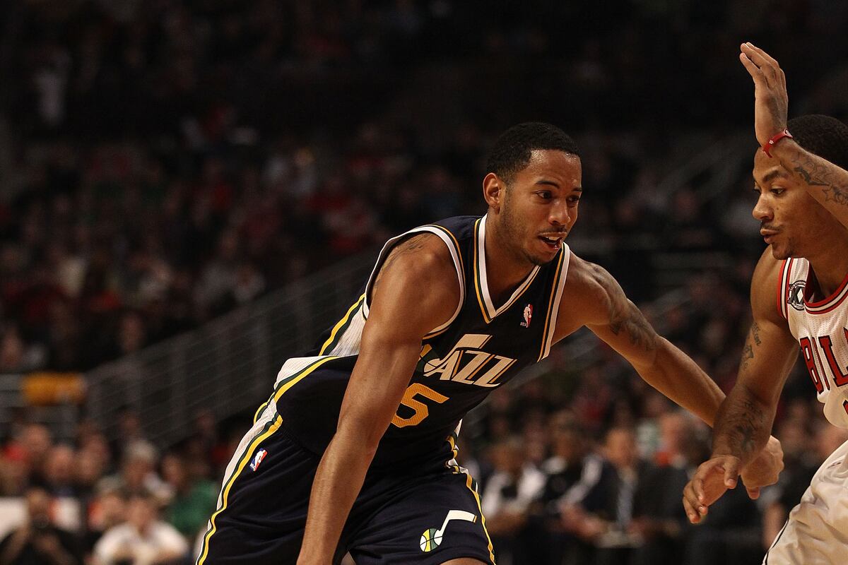 Utah Jazz: Devin Harris Looks Lost on the Court, Watson's Time to Shine ...