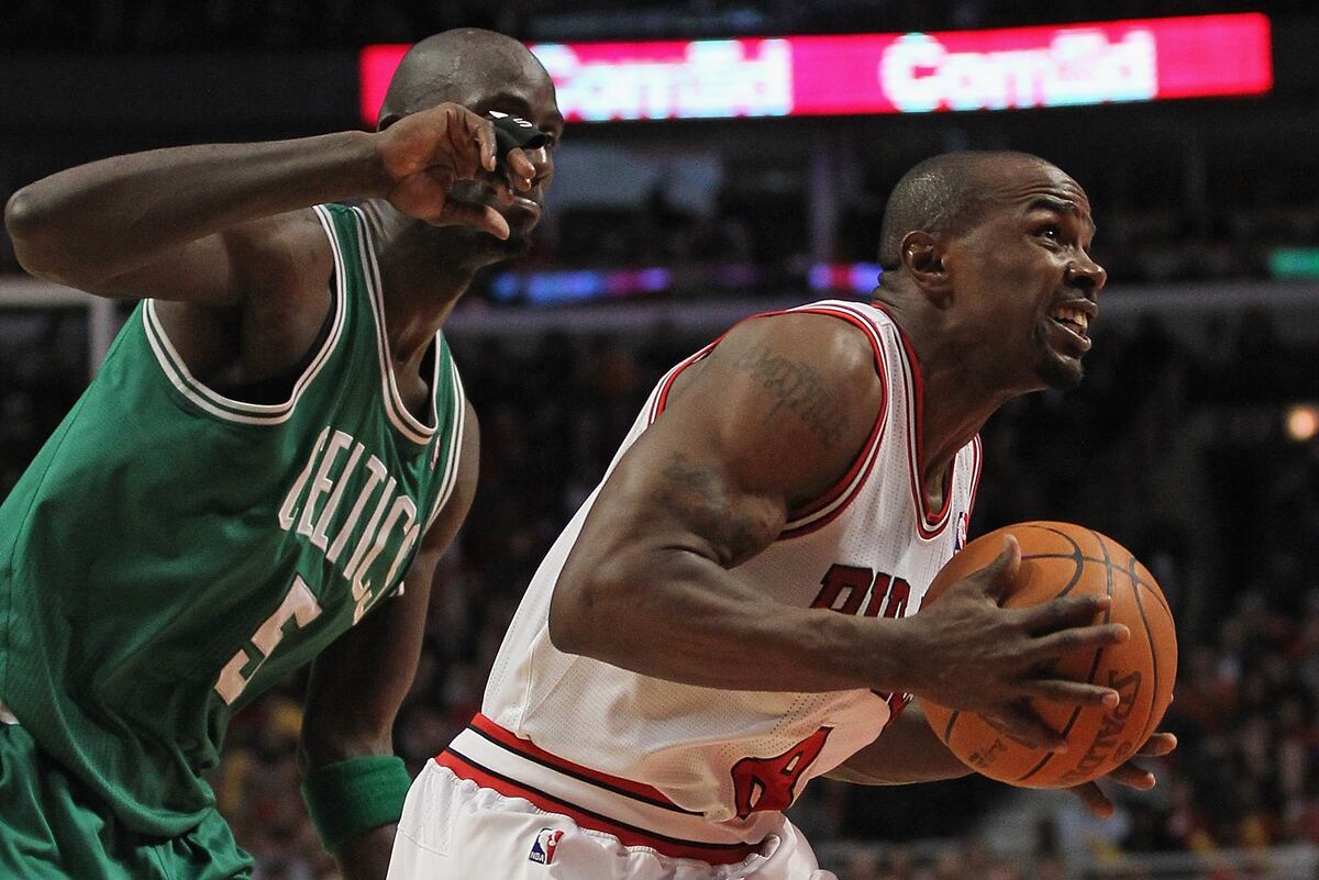 Chicago Bulls: Why They Must Lock Up Mike James for the Rest of the ...