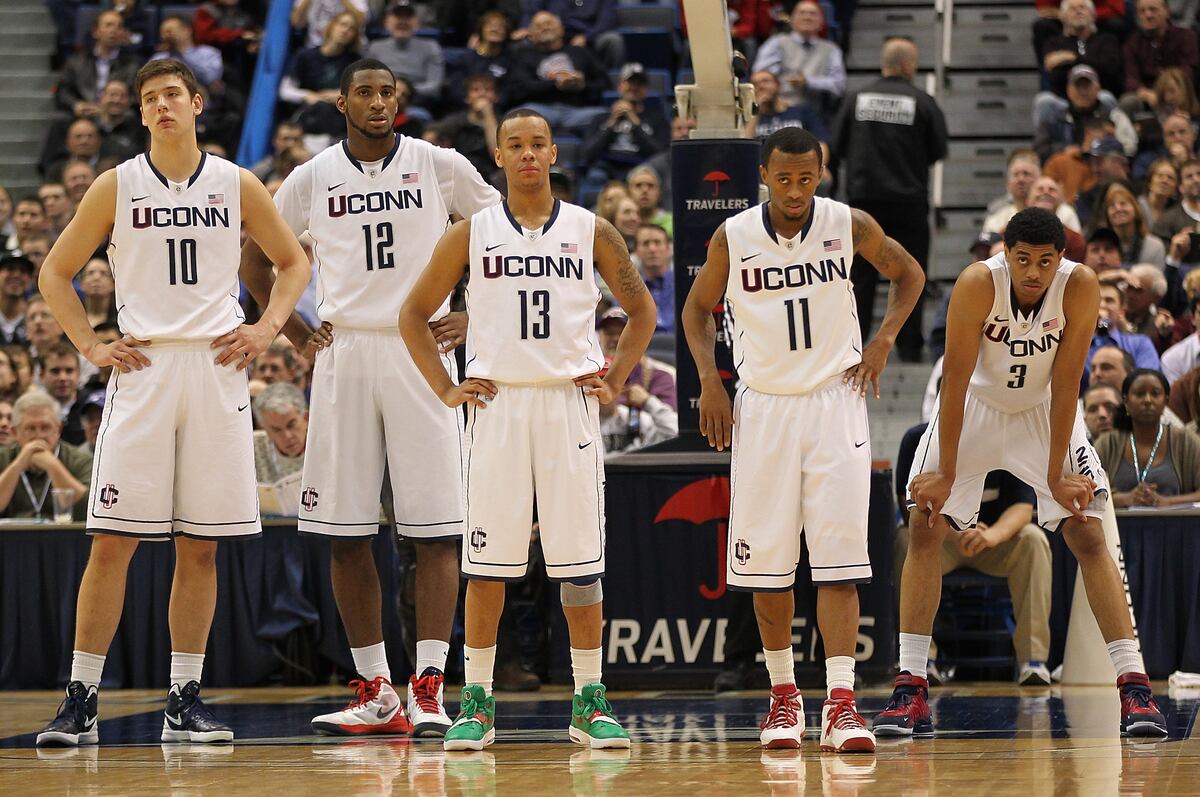 Syracuse vs. UConn: Huskies Will Keep Tourney Hopes Alive with Upset ...