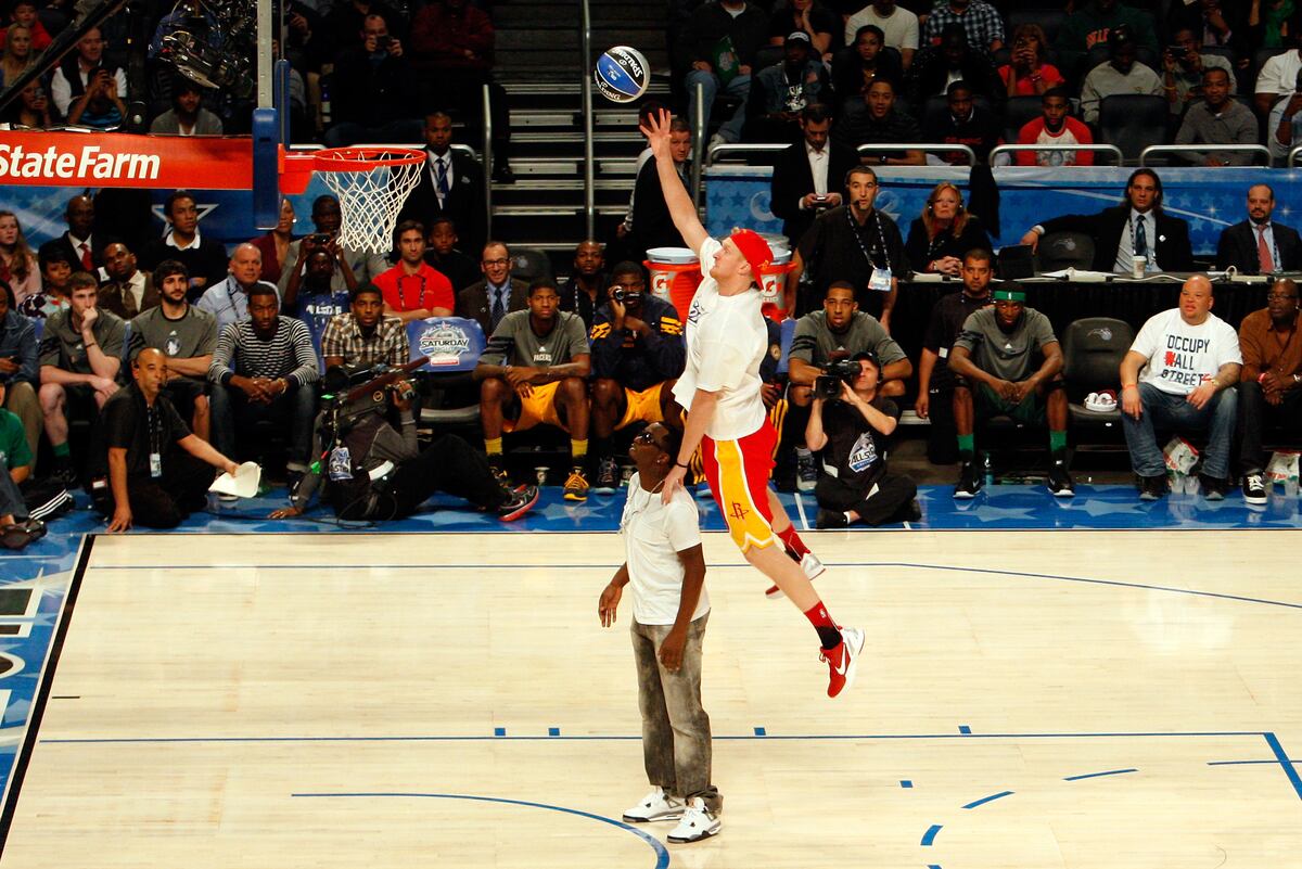 NBA Slam Dunk 2012 Video: Dunk Contest Failed Miserably on Big Stage ...