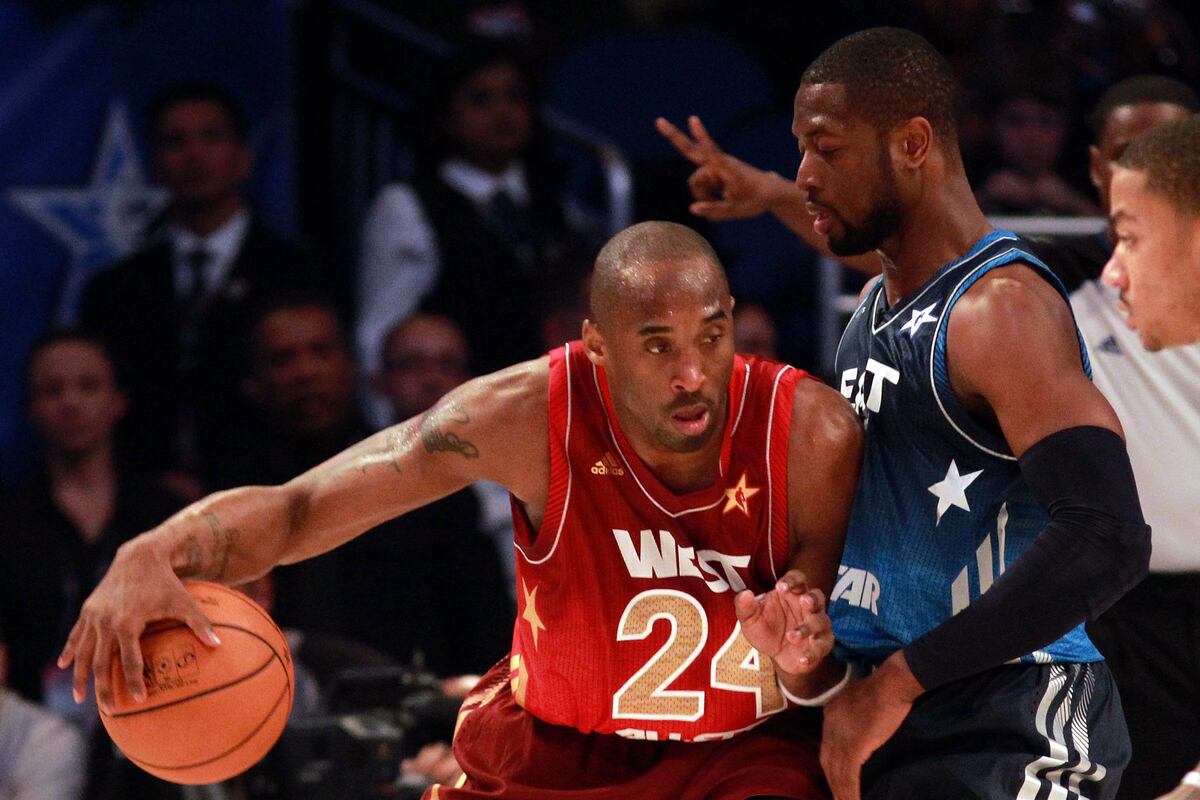 Dwyane Wade: Half-Hearted Apology to Kobe Sets Up Epic Showdown for ...