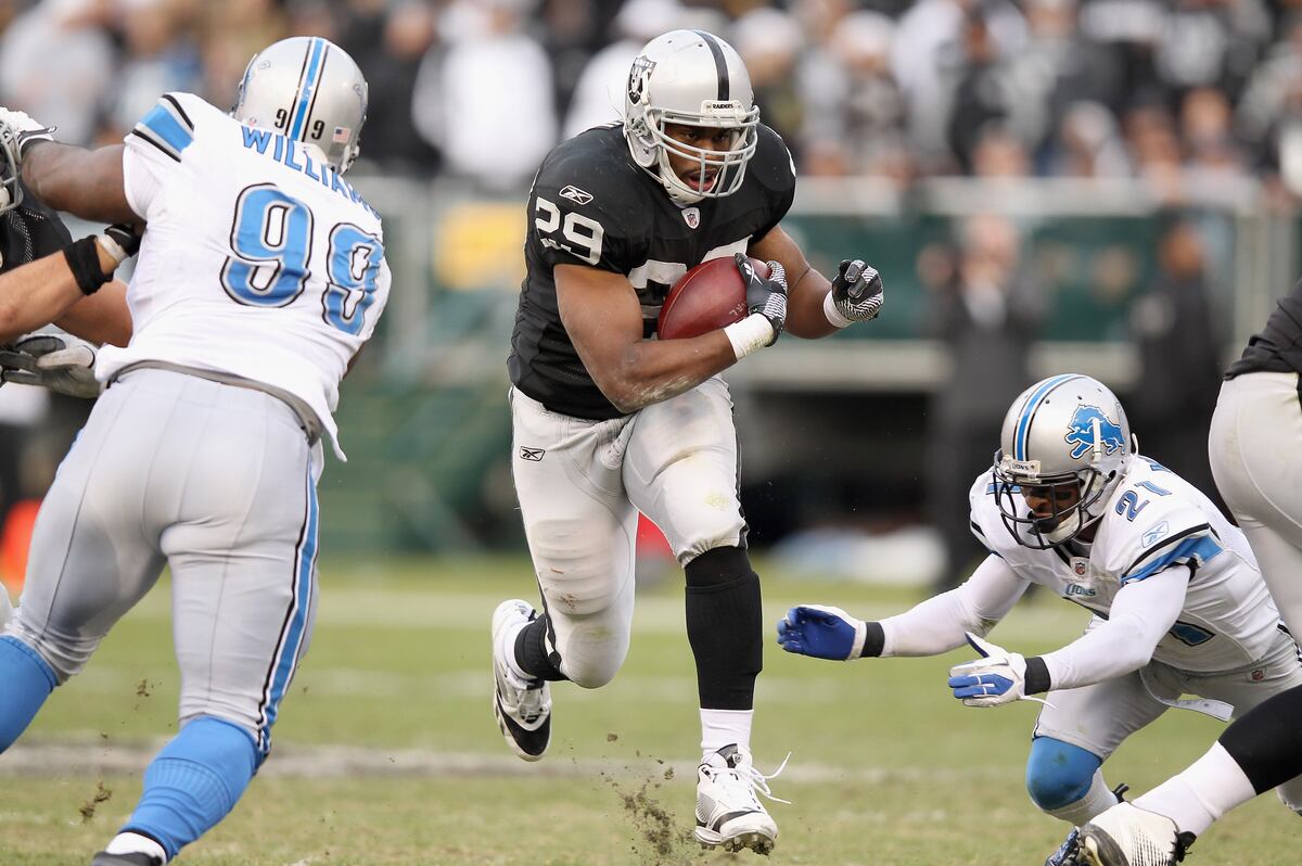 2012 NFL Free Agent Predictions: Michael Bush and 3 RBs Poised to ...