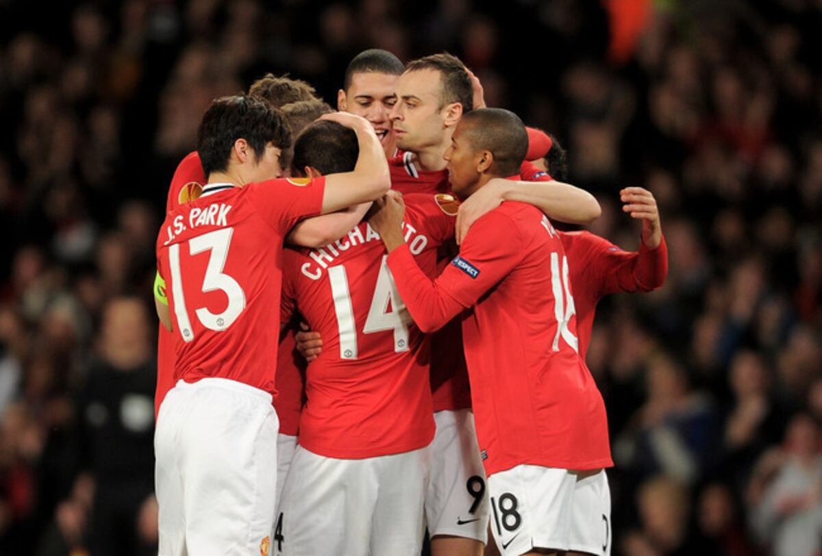 Manchester United: Picking the Reds Starting XI to Beat Tottenham ...