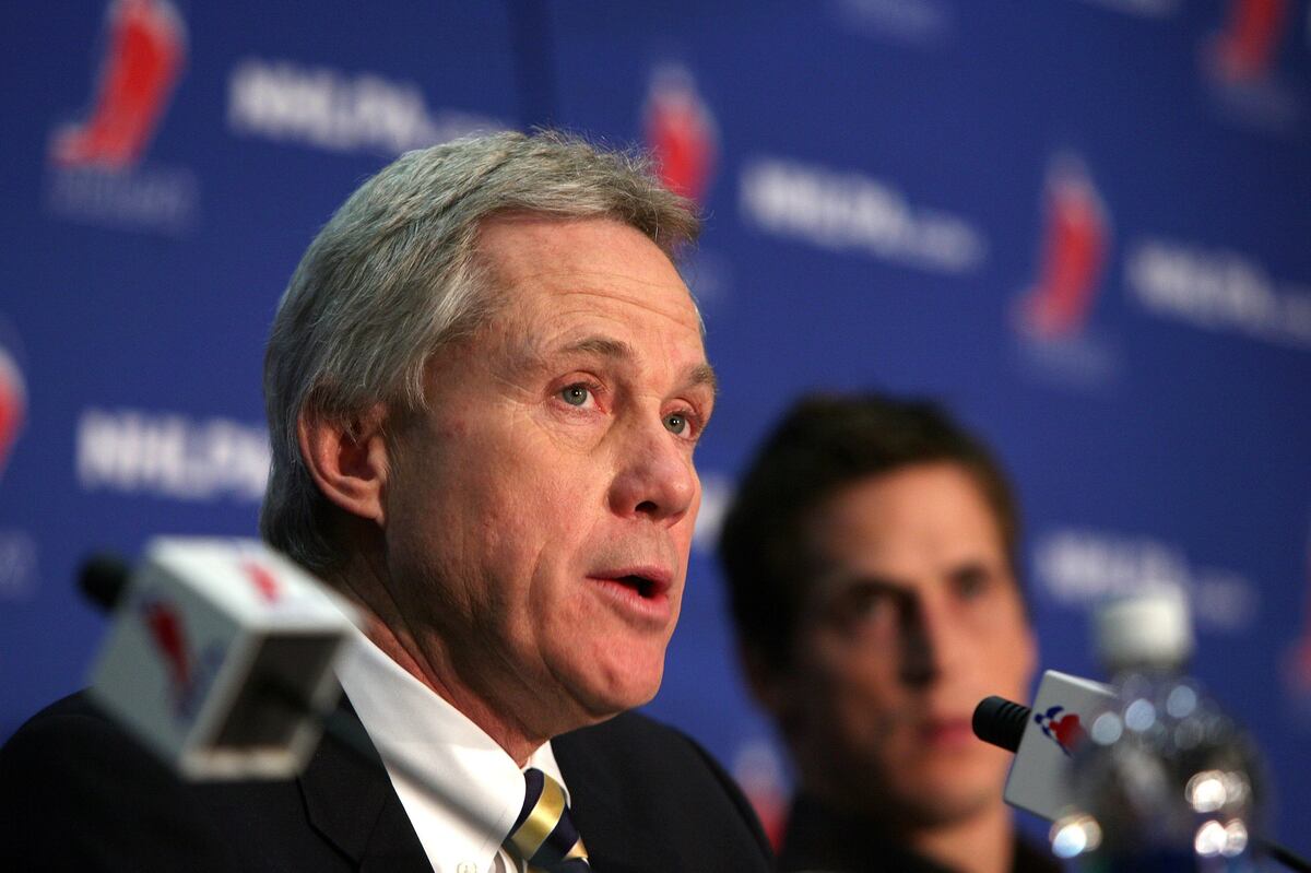 Paul Kelly and the Power Struggle on the Collegiate Ice Lanes | News ...