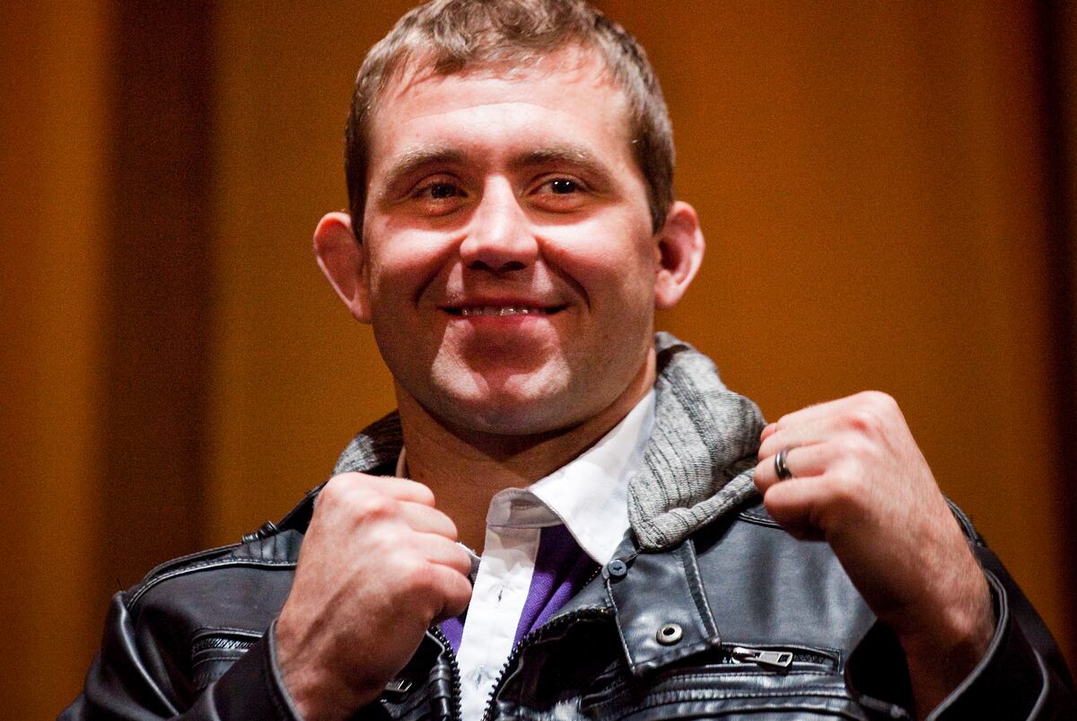 Alan Belcher Somehow Believes He's Going to Submit Rousimar Palhares ...