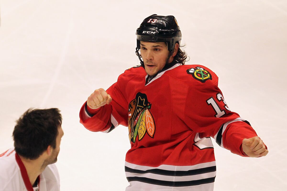 Daniel Carcillo Re-Signed by the Chicago Blackhawks: GM Stan Bowman ...