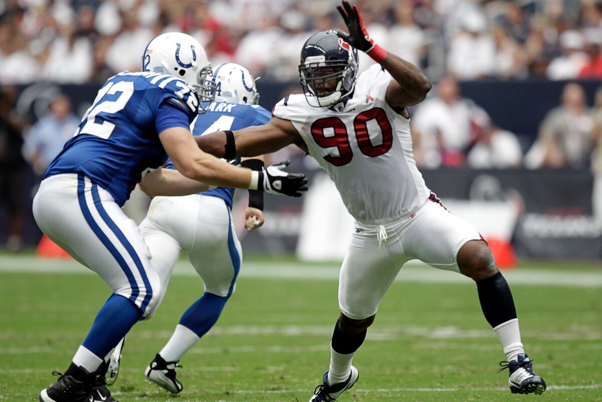 2012 NFL Mock Draft: Signing Mario Williams Gives Buffalo Bills Draft ...