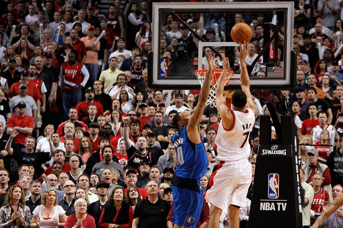 Highlight of the Night: Brandon Roy at the Rose Garden | News, Scores ...