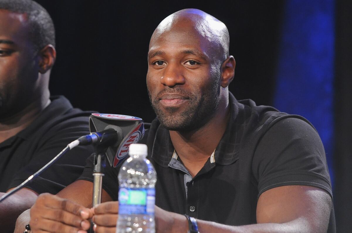 Buffalo Bills Continue Strong Offseason by Re-Signing Bryan Scott ...