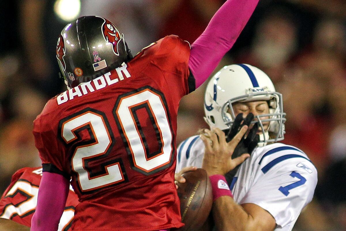 2012 NFL Free Agents: Ronde Barber's Return Gives Buccaneers More ...