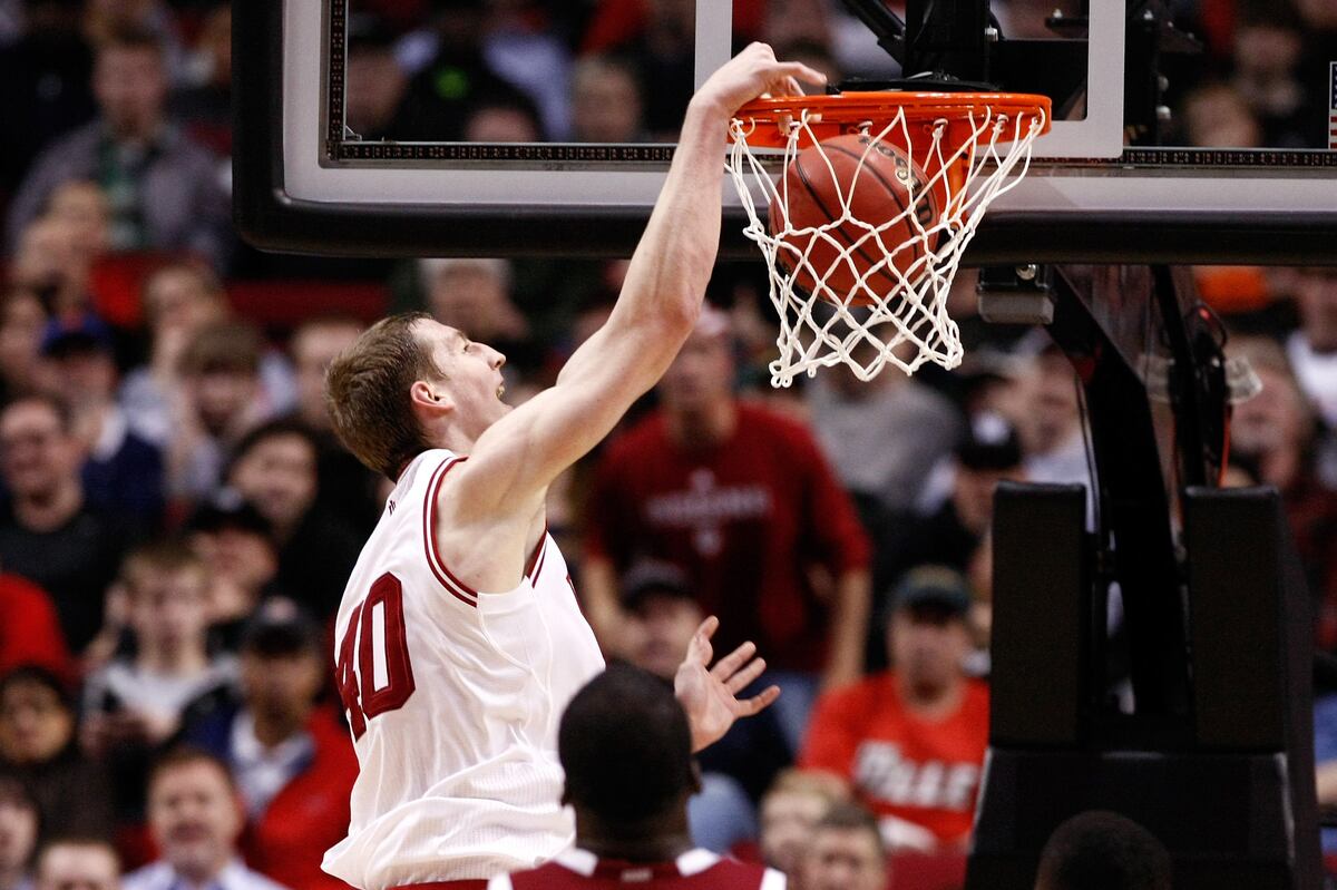 Sweet 16 Schedule: Breaking Down Friday's Best Matchups | News, Scores ...