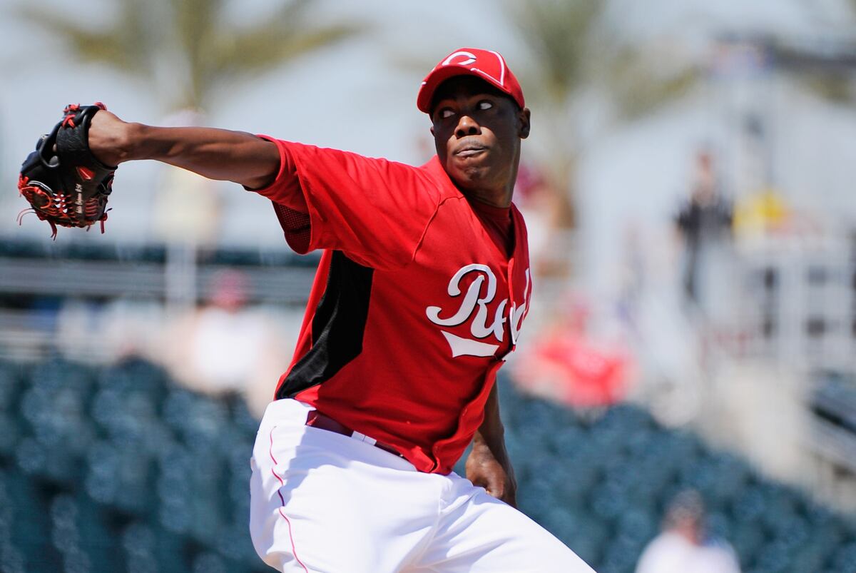 Cincinnati Reds: Chapman to Start Season in Bullpen, Phillips Contract ...