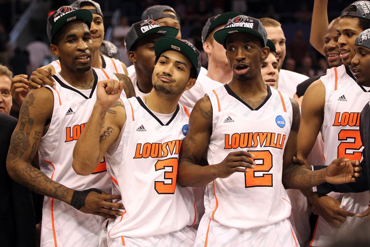 Louisville vs. Kentucky: Cardinals' Magic Ends with Kentucky in Final ...