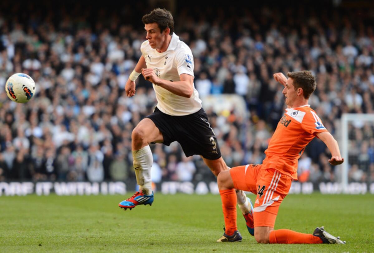 20 Hottest Transfer Rumors in European Football Right Now | News ...