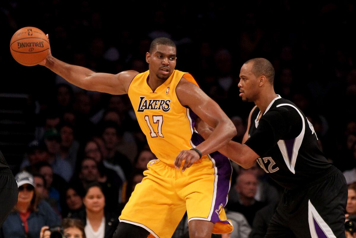 Lakers Rumors: Andrew Bynum's Diss Latest Sign Mike Brown Shouldn't ...