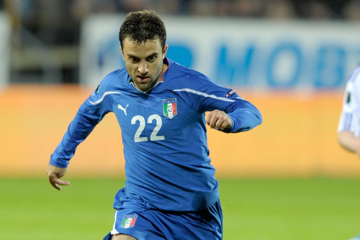 Italy's Giuseppe Rossi Returns to Training, Hopes to Be Fit by Summer ...
