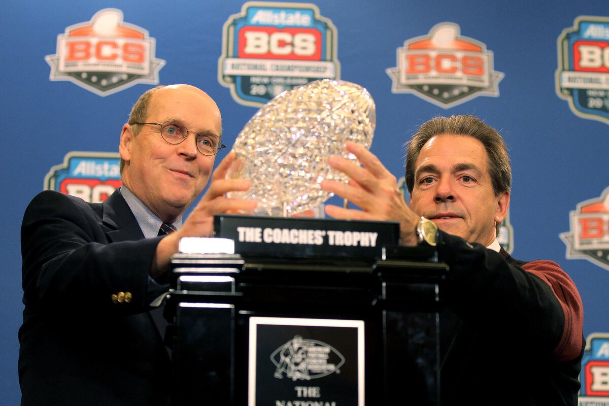 BCS Officials Craft 4 Proposals to Fix College Football's Broken ...