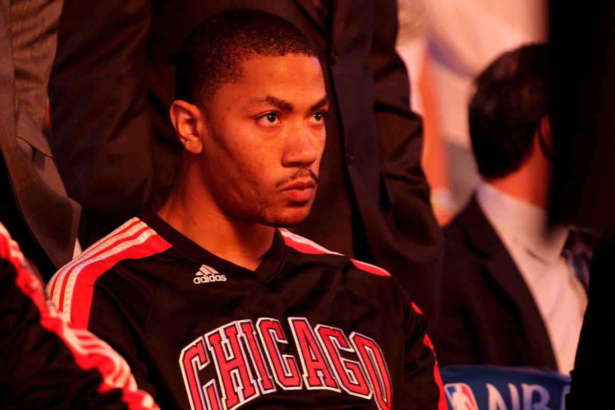 Chicago Bulls' GM Gar Forman, Coach Thibodeau Claim D-Rose Could Return ...