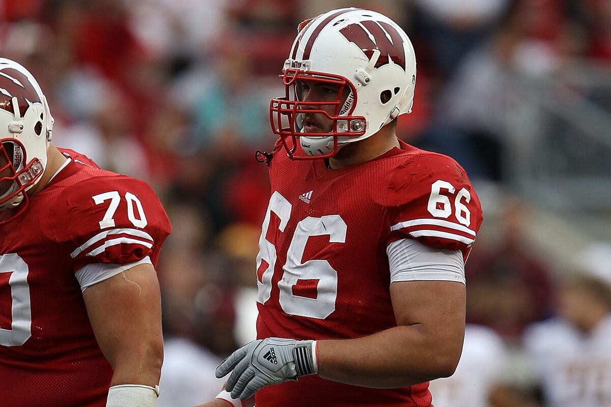 Tennessee Titans: The Pros and Cons of Taking Peter Konz in the 2012 ...