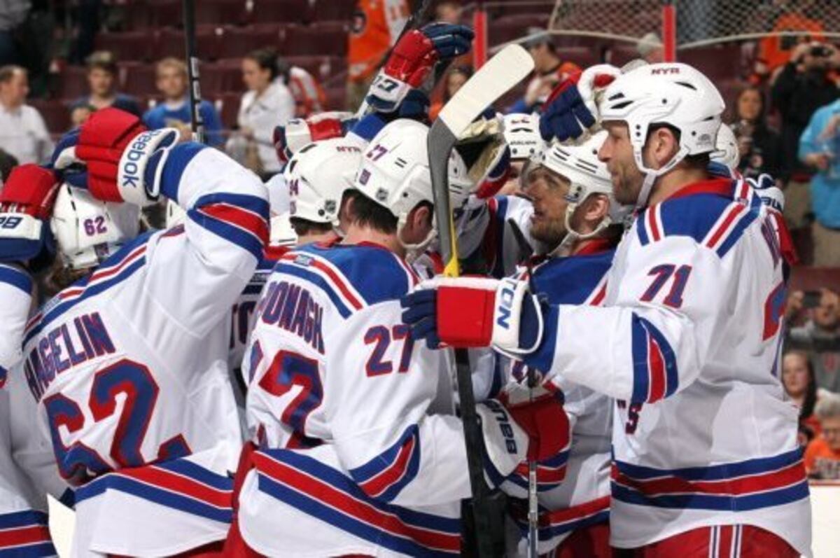 NY Rangers Clinch 1st in East with Series Sweep over Philadelphia ...
