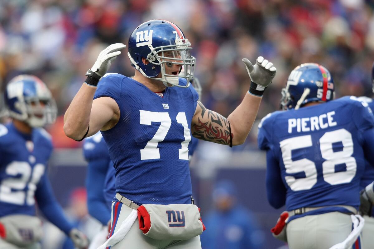 2012 NFL Free Agents: Oakland Raiders Smartly Land DE Dave Tollefson ...