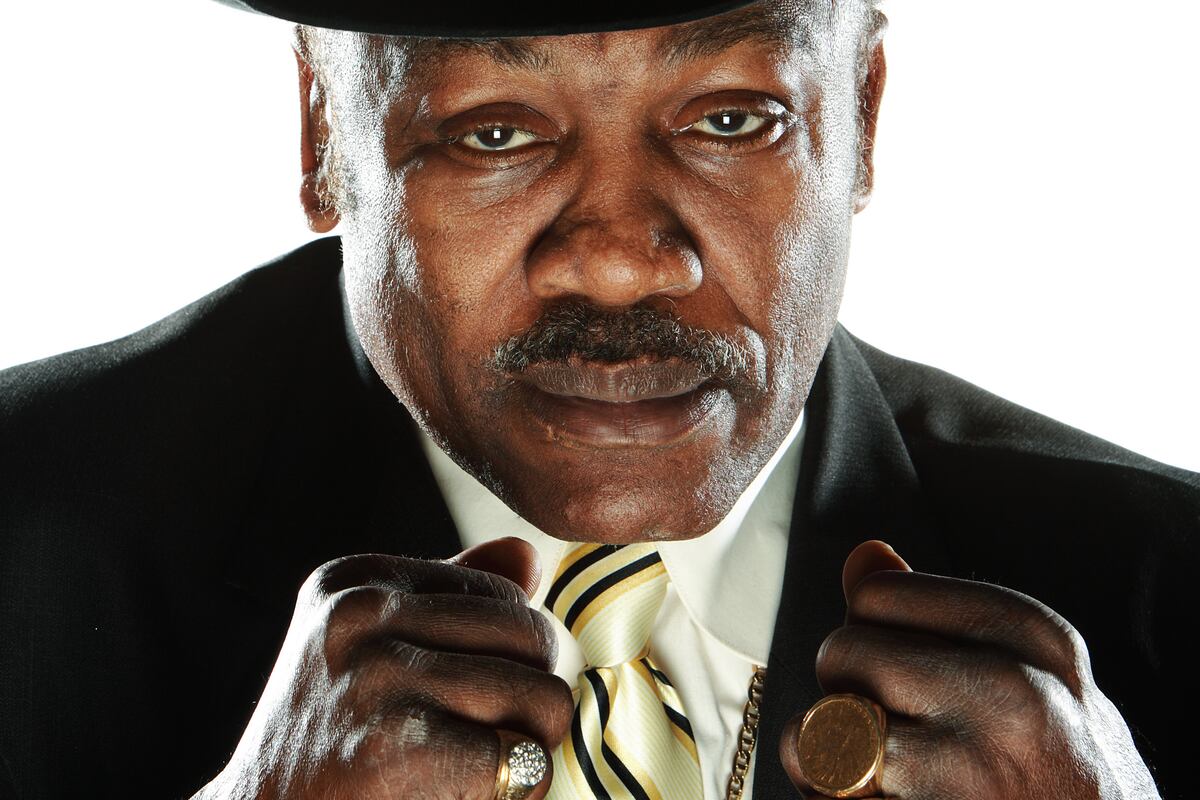 Joe Frazier Documentary a Poignant Look at Champ's Inspiring Life, Last ...