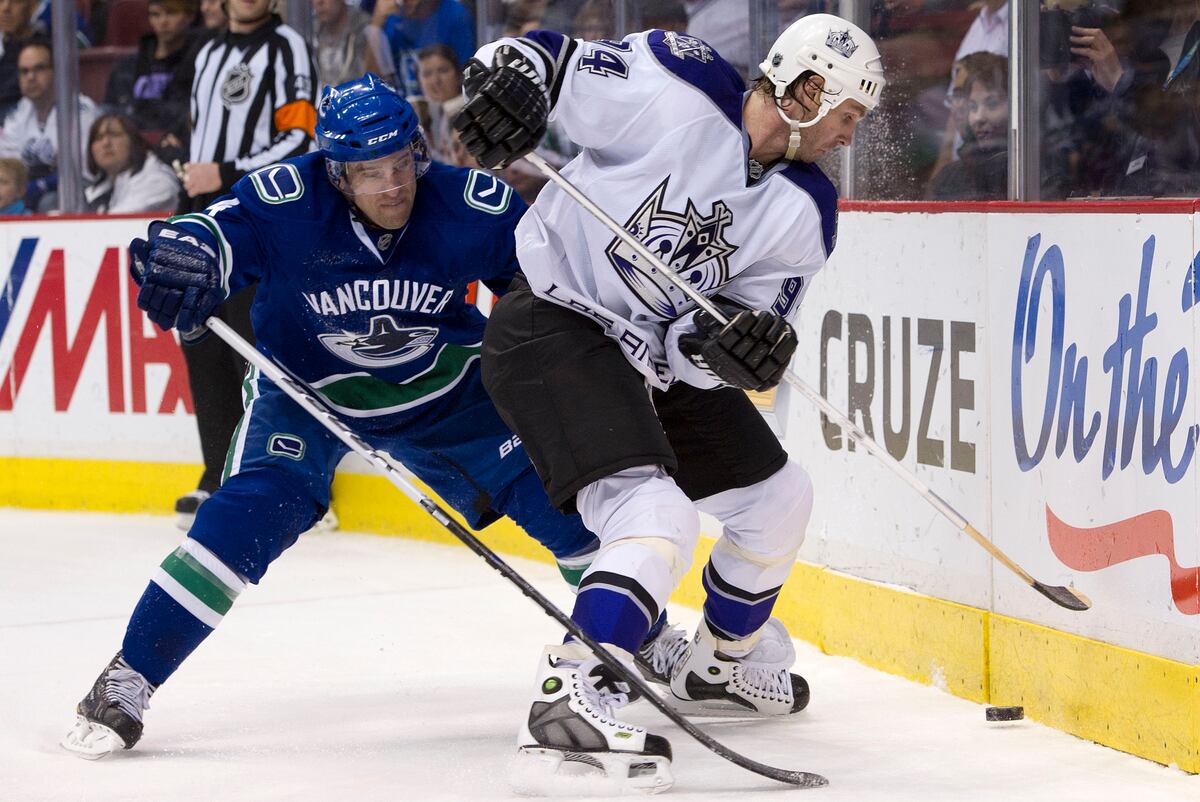 NHL Playoff Schedule 2012: Highlighting Must-See 1st-Round Matchups ...