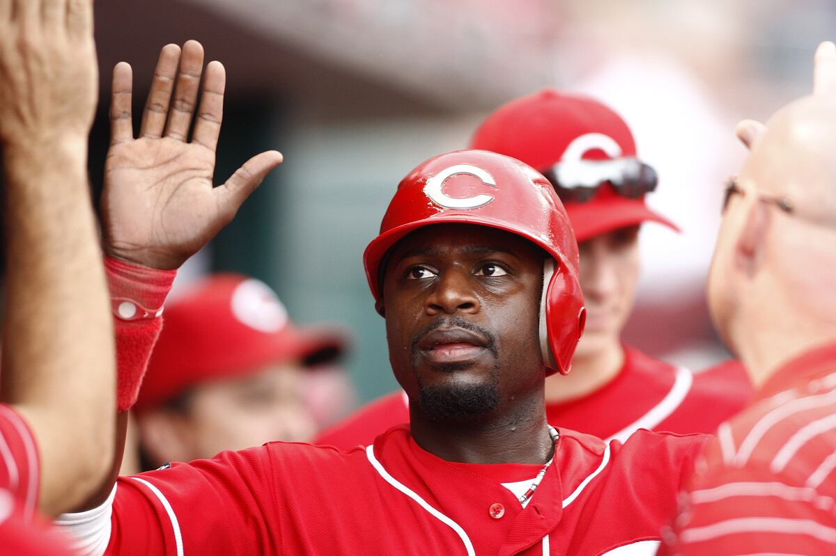 Long-Term Brandon Phillips Extension Is Worth Reds' Risk | News, Scores ...