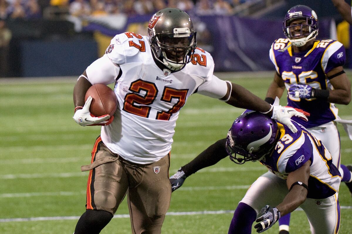 Tampa Bay Buccaneers: Why a Mid-Round Running Back Would Be Best | News ...