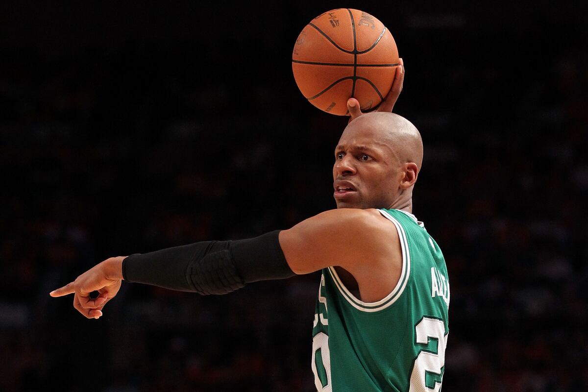 Boston Celtics: Allen's Choice to Sit so Bradley Can Start Shows Bigger ...